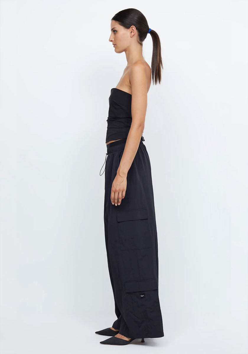 Bec & Bridge– Alterior Motif