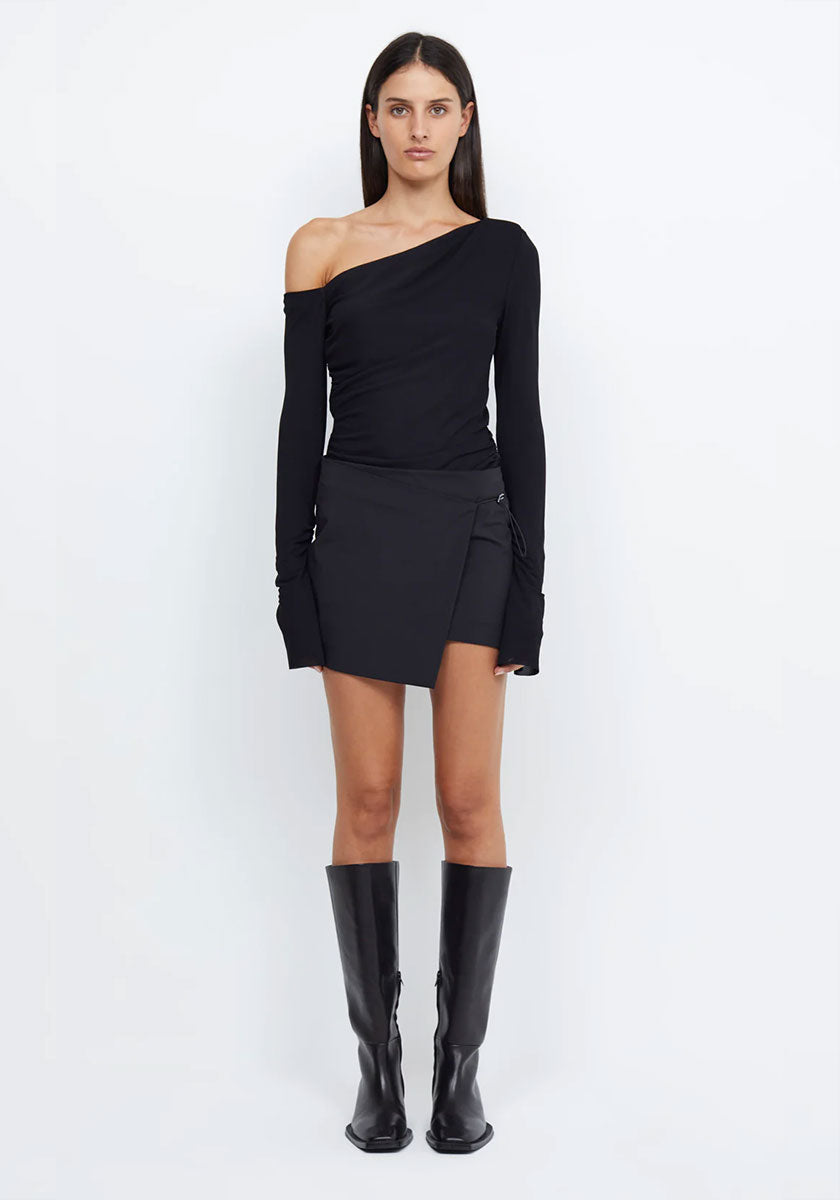 Bec & Bridge– Alterior Motif